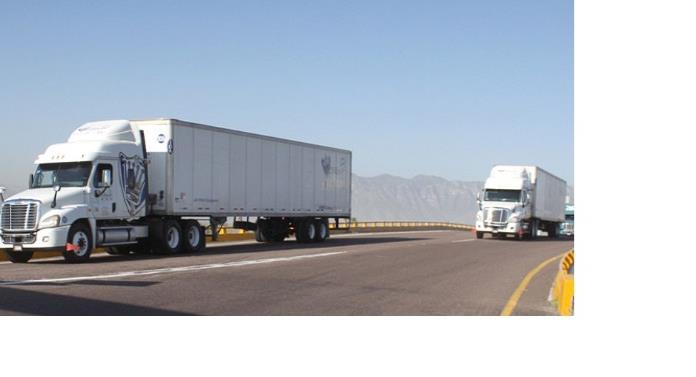 Cierran en Monclova 4 líneas de tráiler