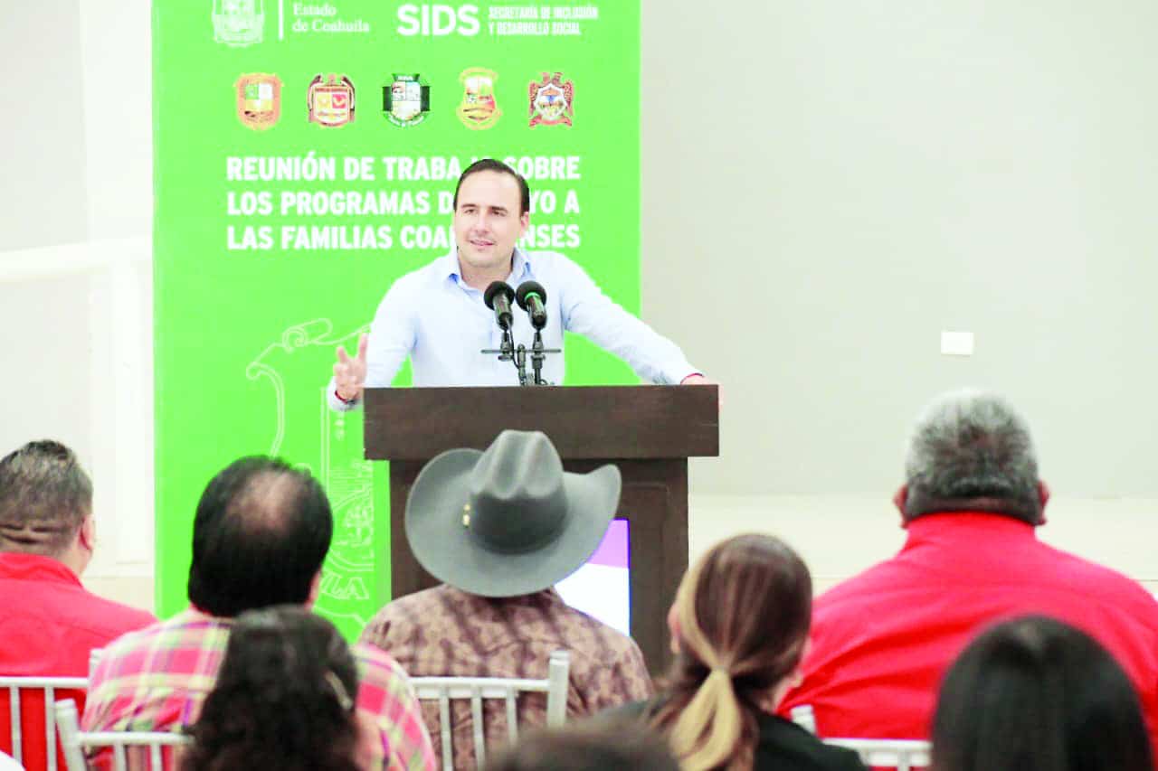 Alcaldesa Pily Valenzuela junto a Manolo Jiménez coordinan acciones de ...