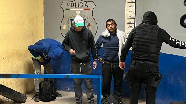 Acaban vuelo tras las rejas