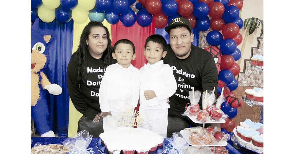 Celebran bautizo y cumpleaños a Dominic y Donovan