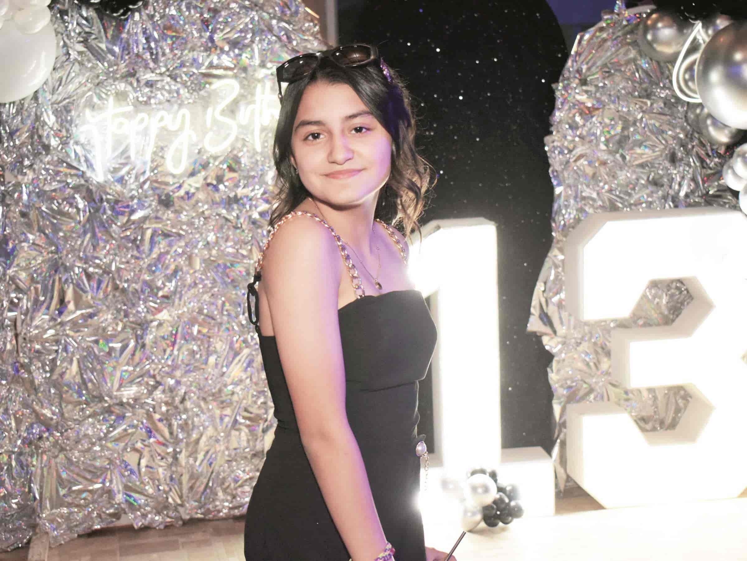 Celebran cumple de Alexa