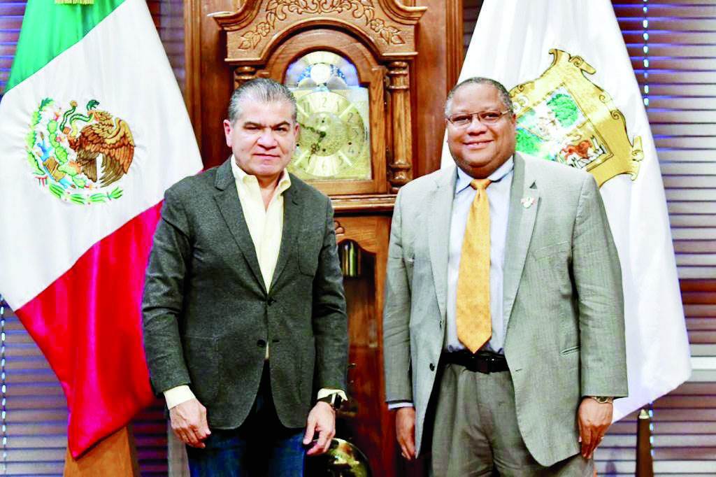 Recibe MARS a Roger C. Rigaud