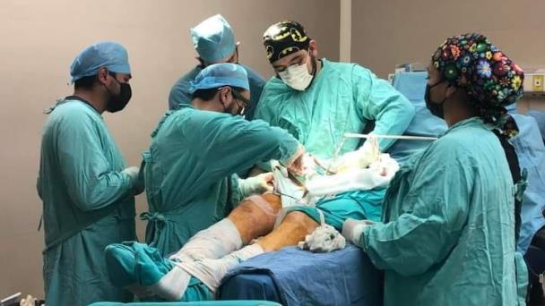 Anuncian cirugías de reemplazo de rodilla